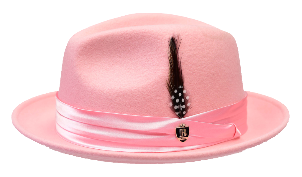 Pink Hats | Bruno Capelo